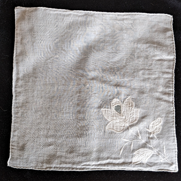 Vintage | Accessories | Vintage White Handkerchief With Embroidered ...